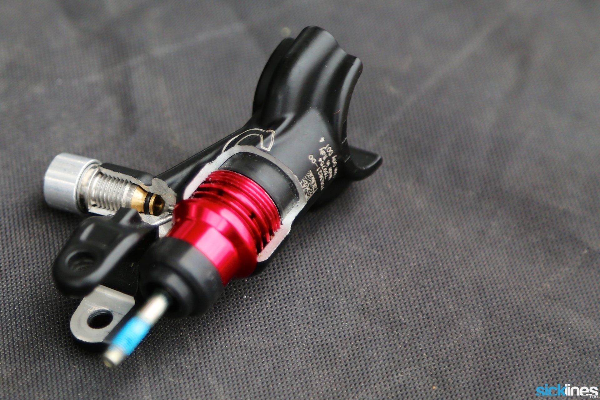 formula-cr3-master-cutout-disc-brake