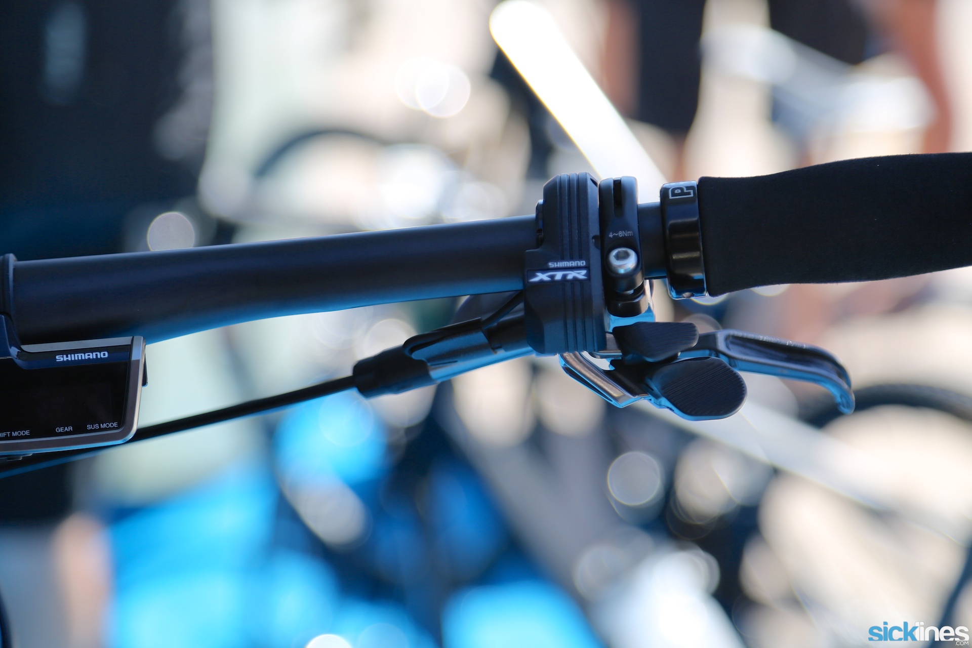 shimano-xtr-di2-electronic-computer-shifter-rear