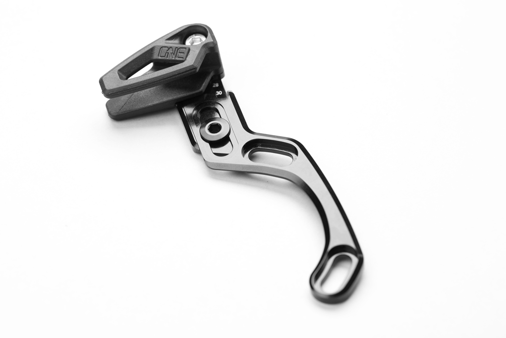 OneUp-Chainguide-ISCG-05-Black-DOF1-1024