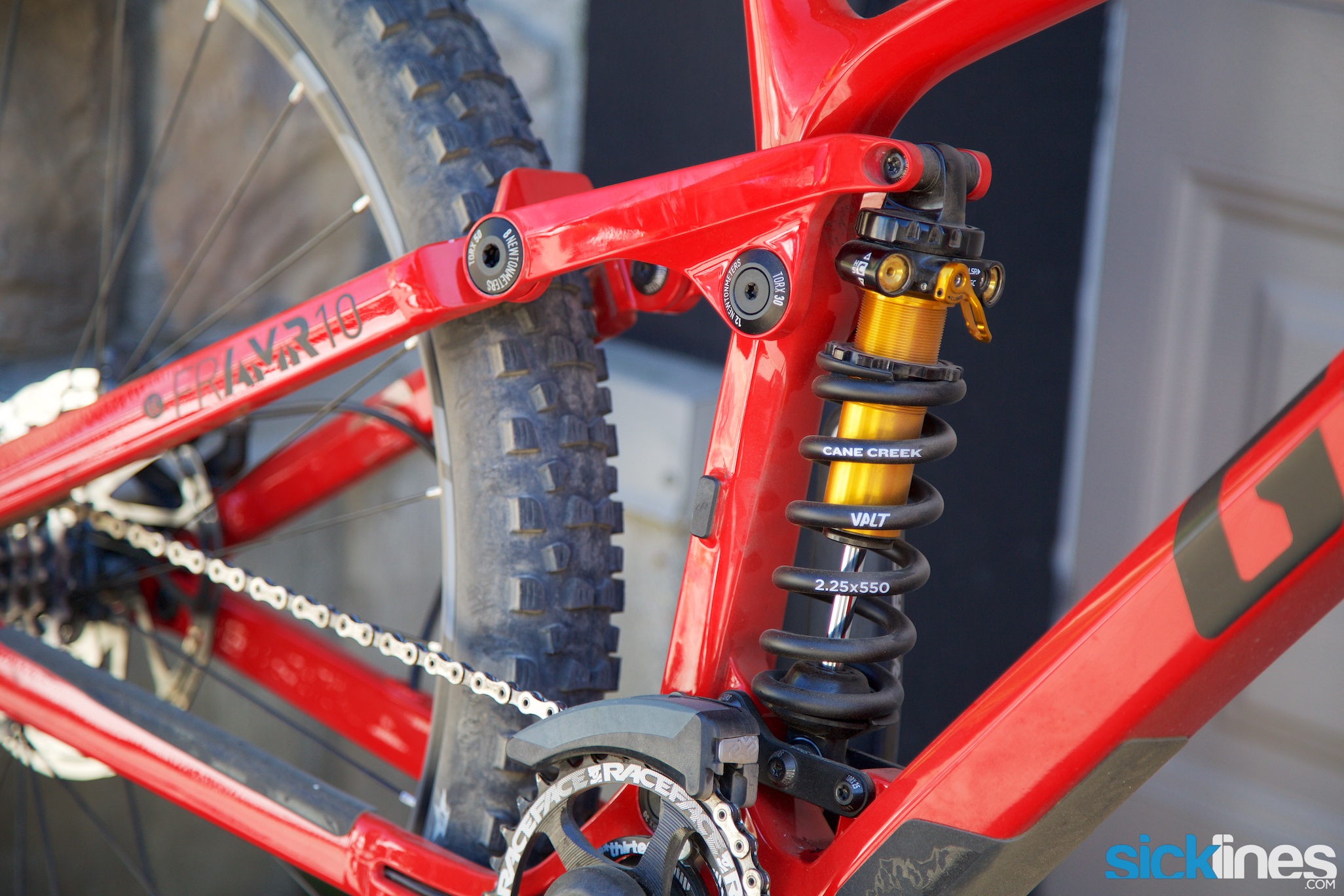 2017-Cane-Creek-Double-Barrel-Coil-Inline-DBCOIL-IL-7