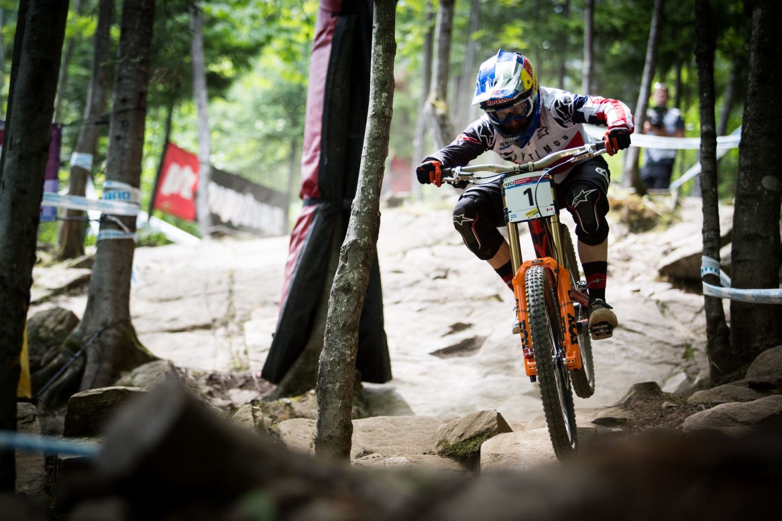Video: YT Mob – Aaron Gwin Maintains World Cup Lead After Mont Sainte ...