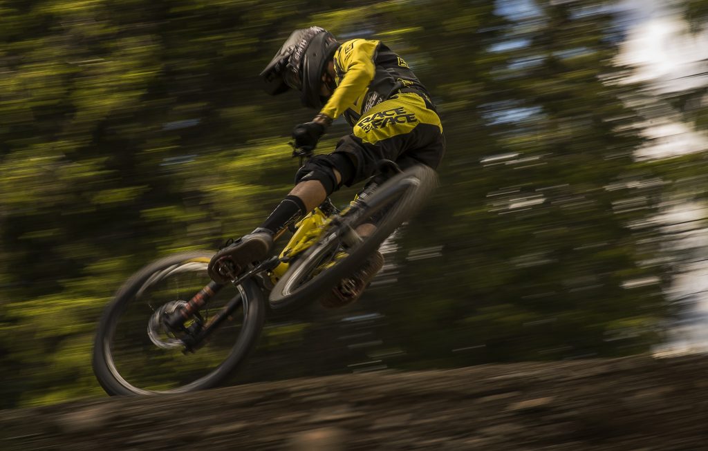 Video: Remy Metailler On the New Dirt Merchant Trail : Whistler Bike ...