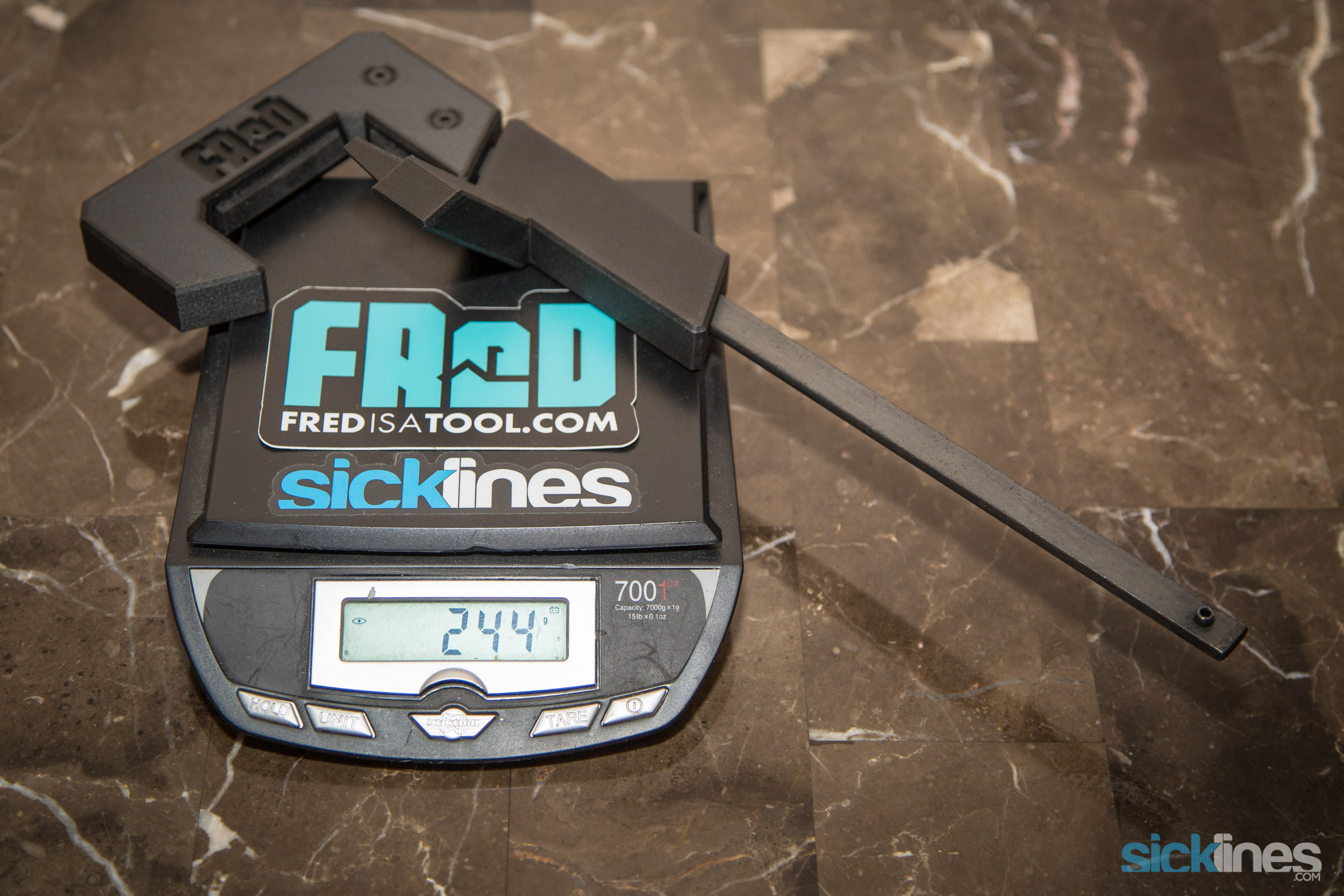 FReD-Headset-Holder-tool-9