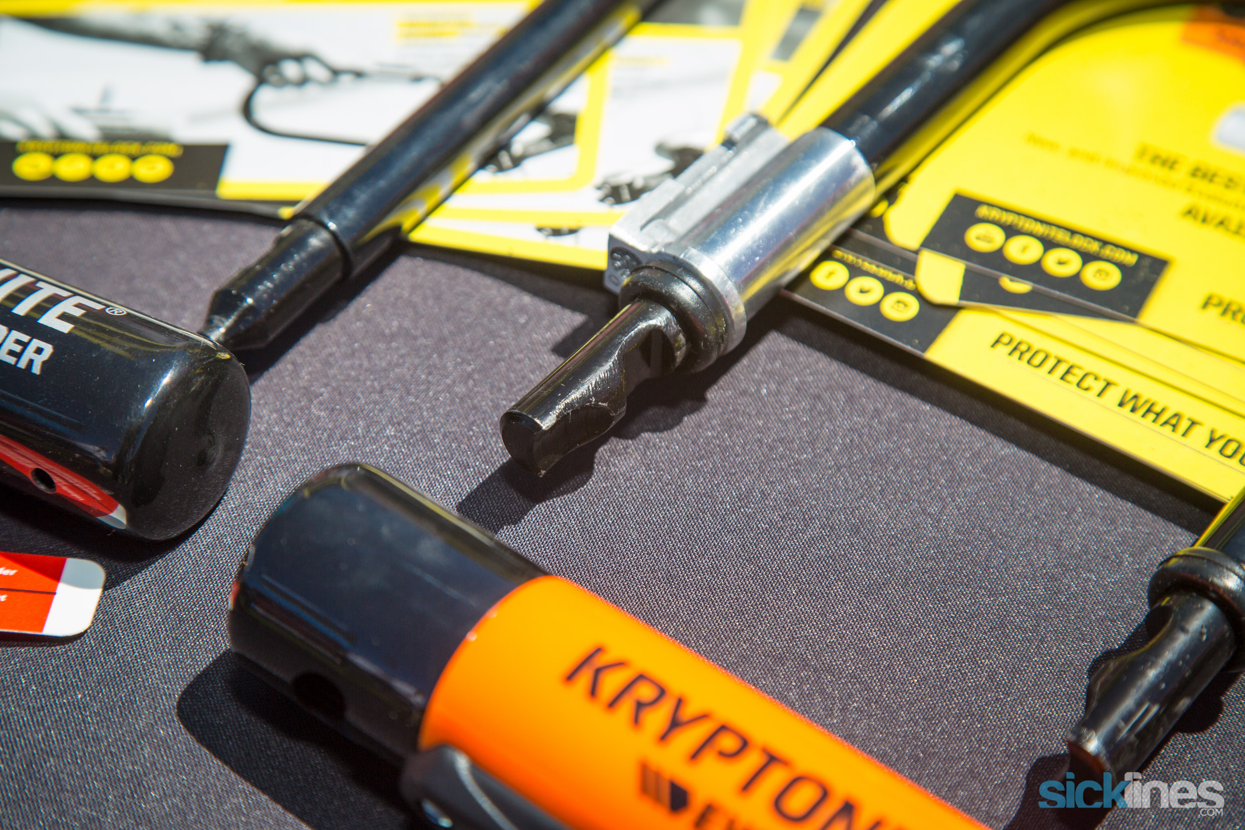 kryptonite-locks-2018-double-deadbolt