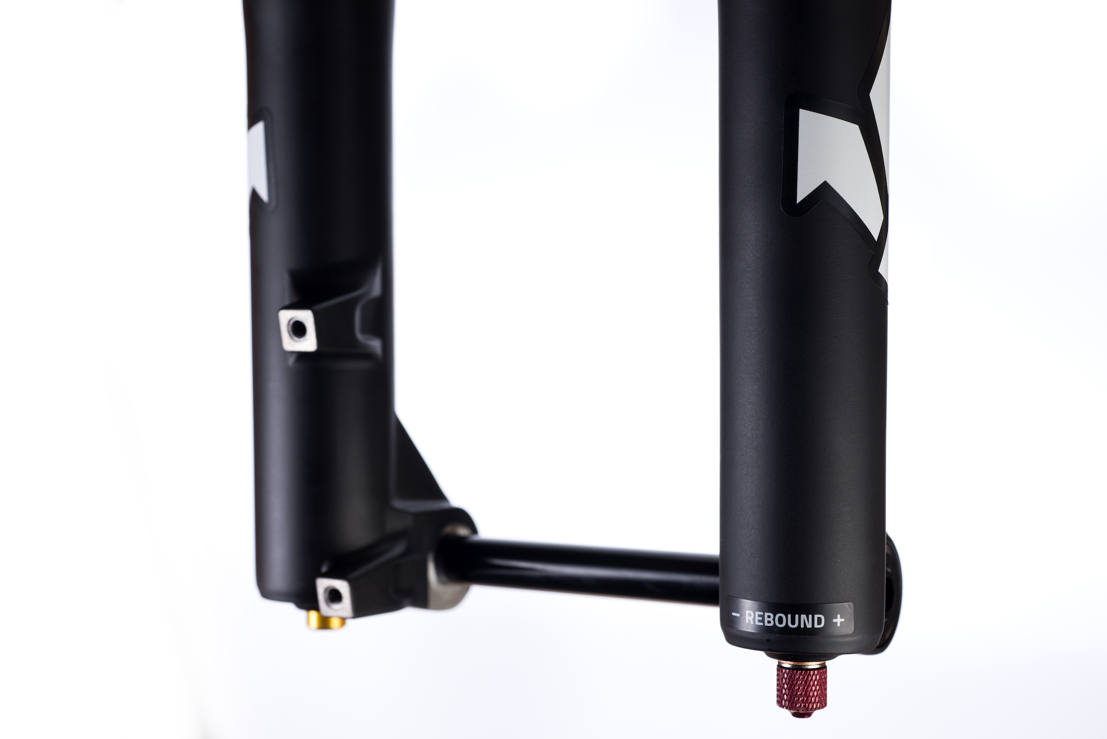 Selva C – BLACK – Rebound