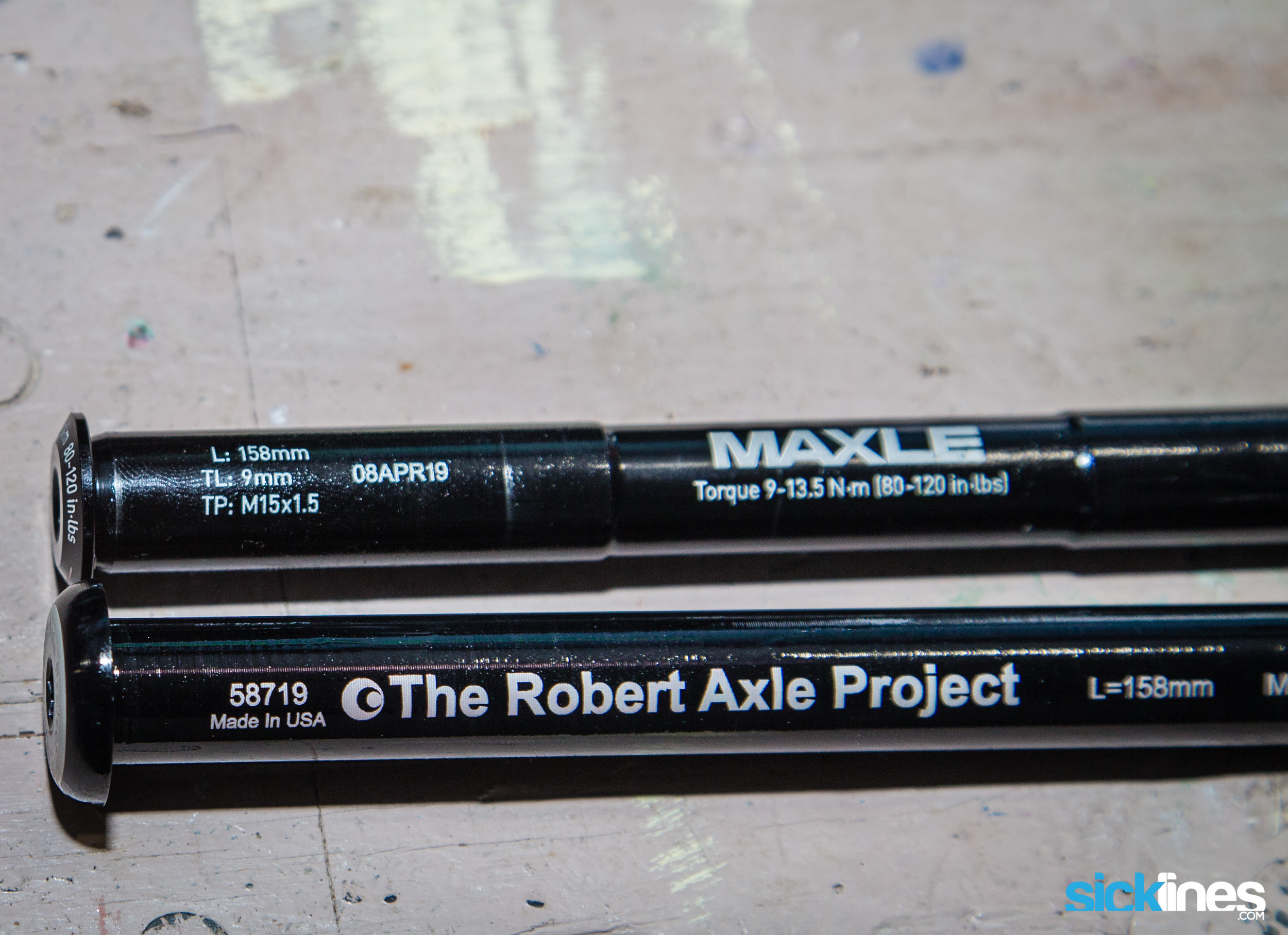 the-robert-axle-maxle-comparison-4