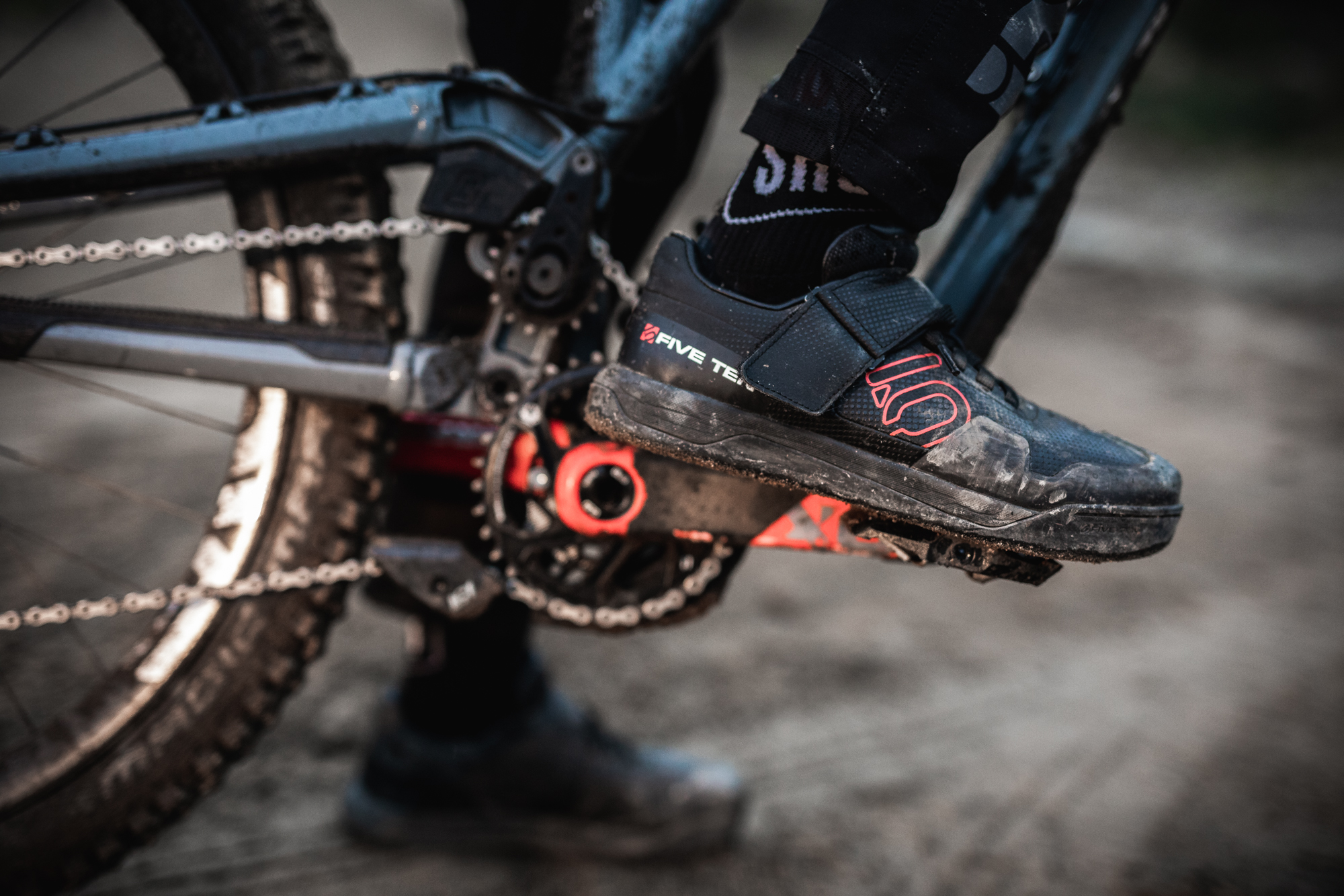 Commencal Muc-Off Team 2020 Amaury Pierron, Myriam Nicole, Remi Thirion ...