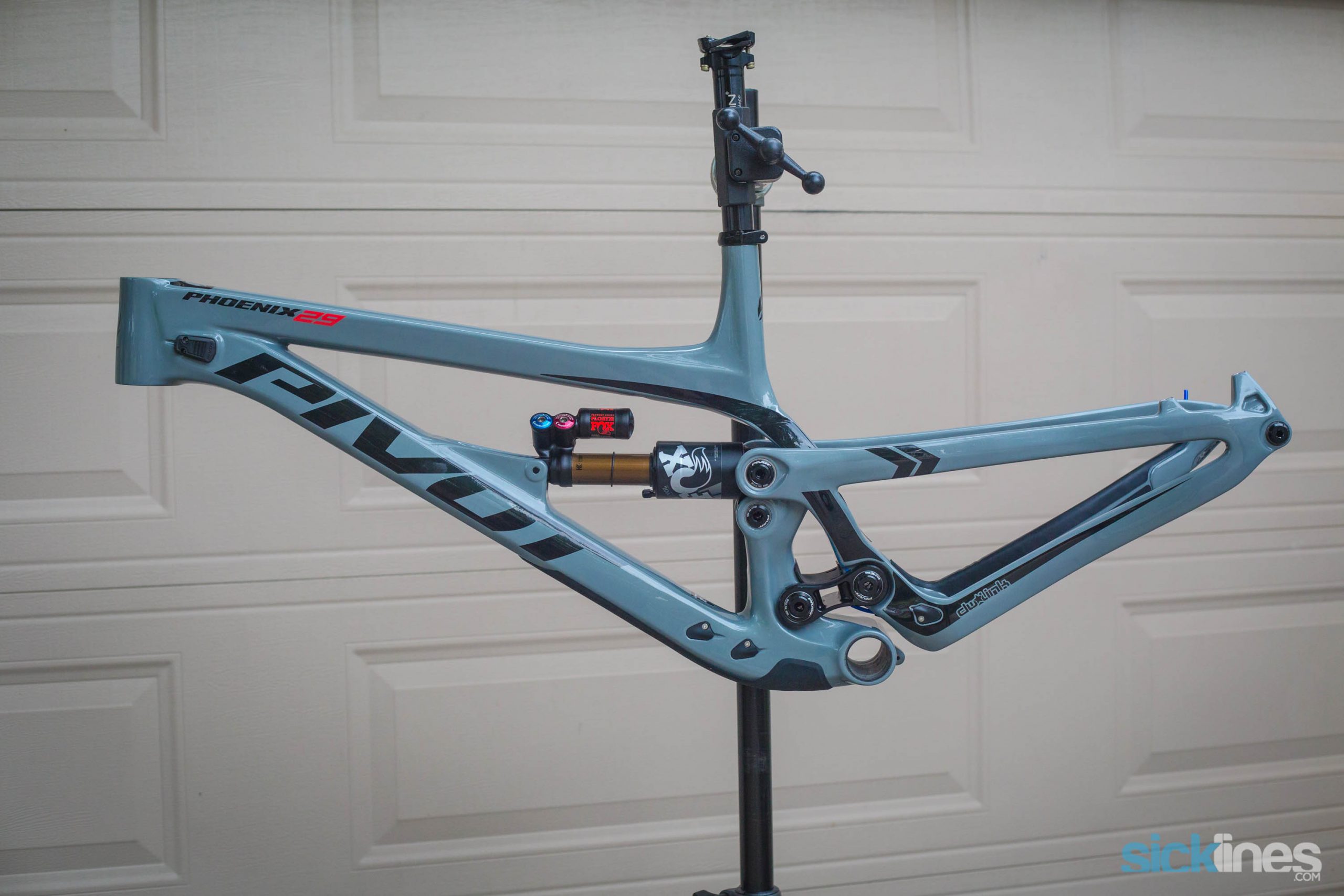 2020-Pivot-Phoenix-Build-nds