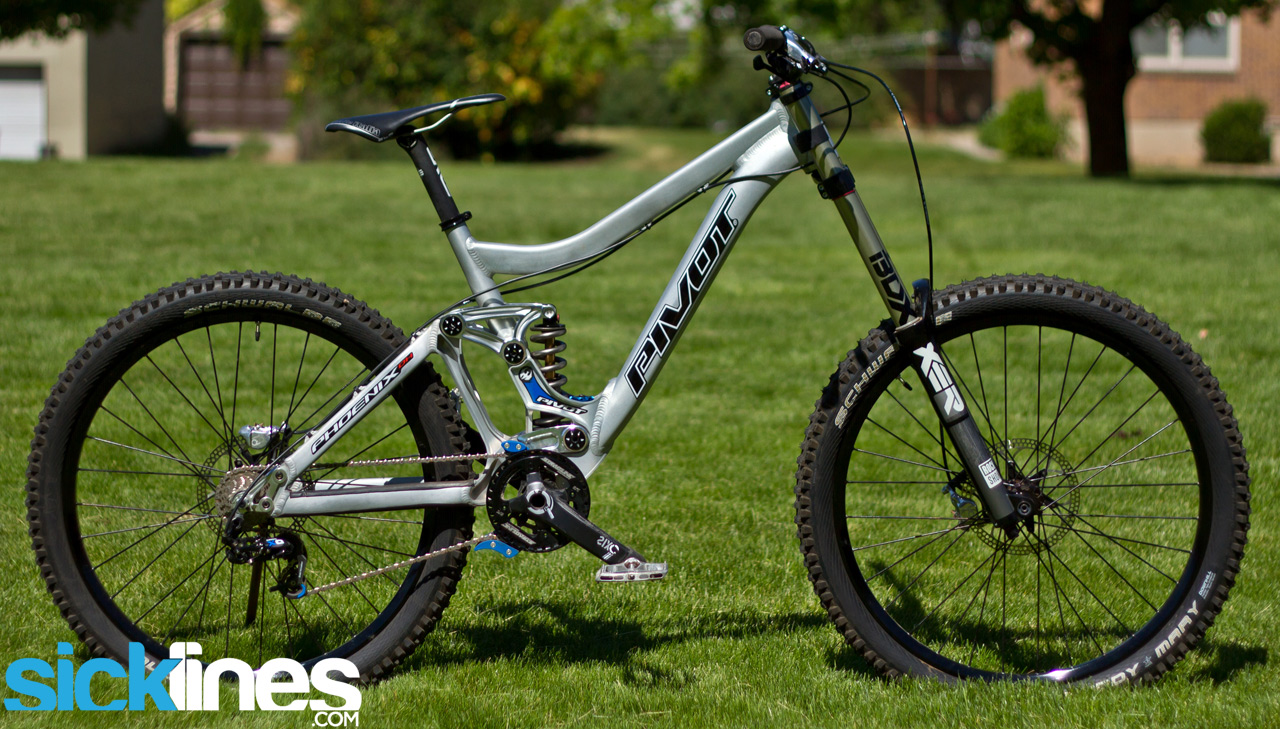 Pivot Phoenix 29 - Carbon Downhill Bike Build | Part 1 - Sick Lines ...