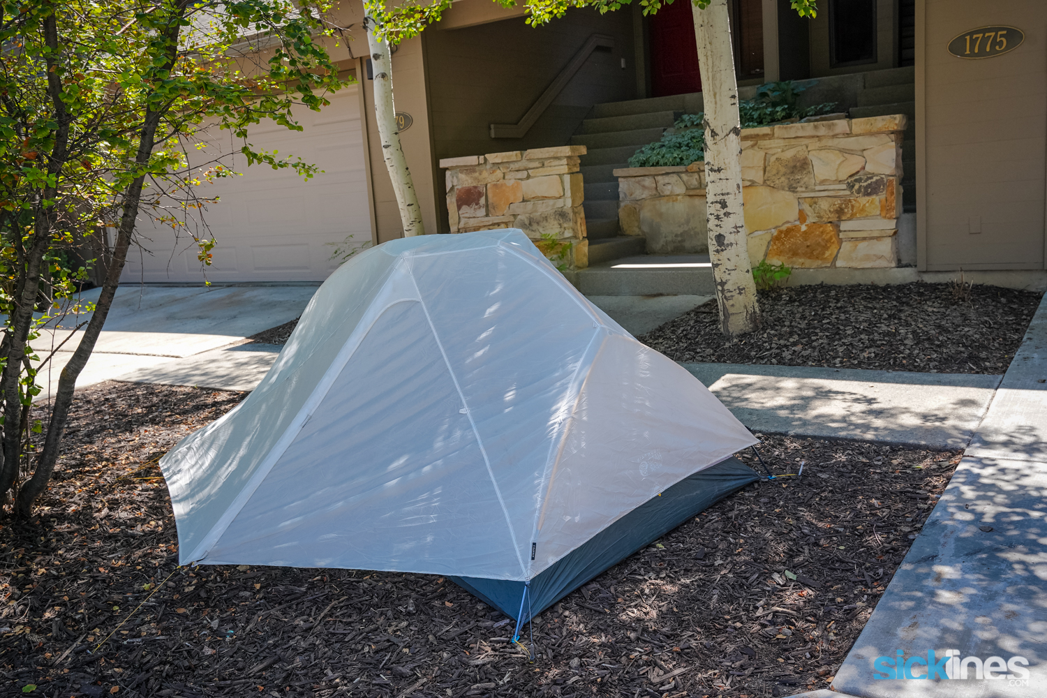 mountain-hardware-tent-1