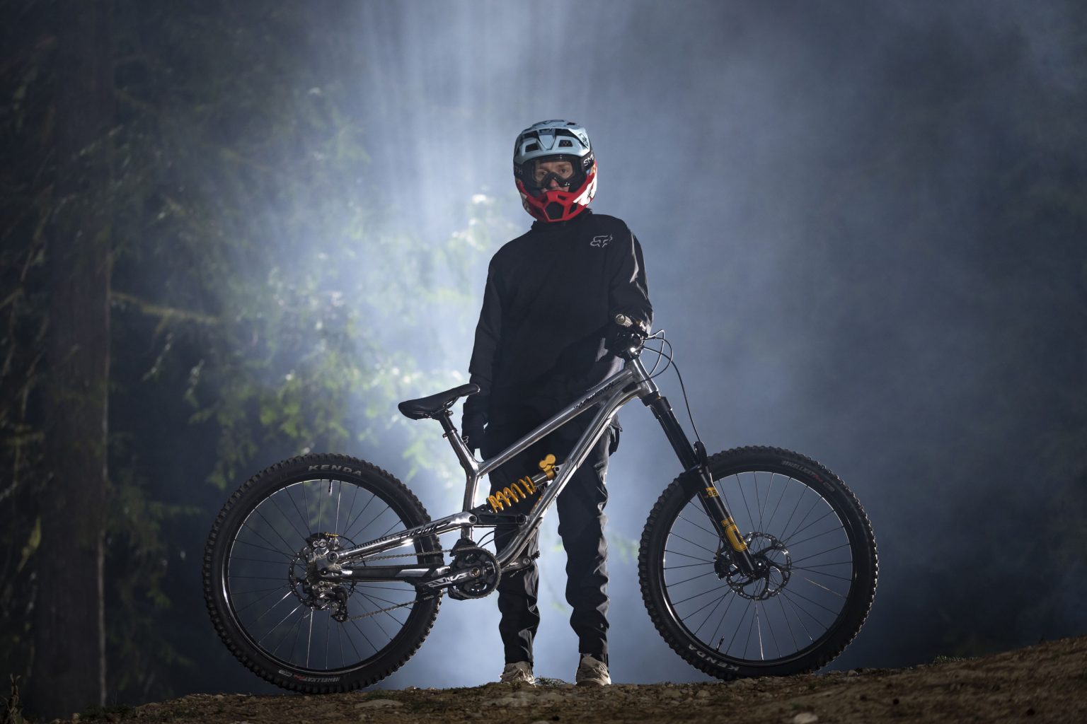 Brett-Rheeder-Commencal-_DSC5137