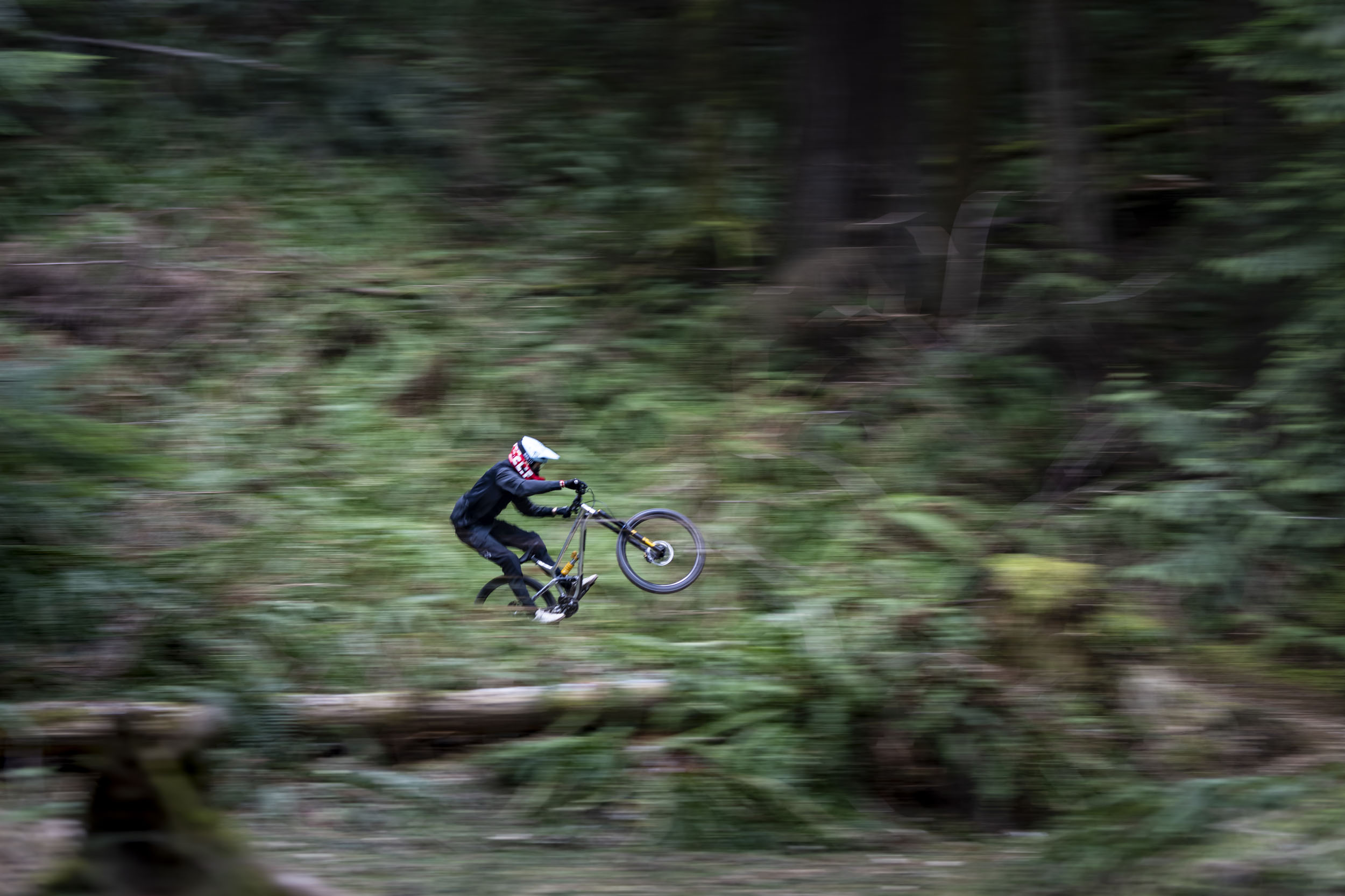 Brett-Rheeder-Commencal-_DSC5249