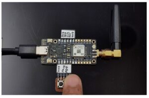 Como integrar módulos e medidores inteligentes com comunicação LoRa nó ...