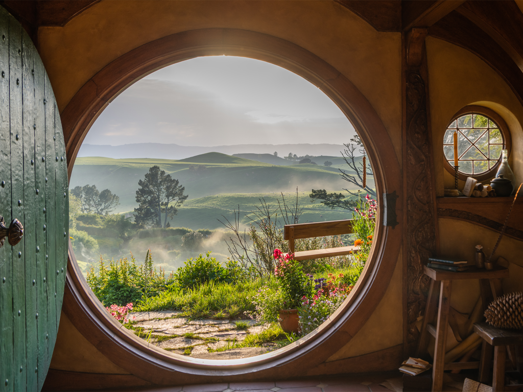 Middle-earth location based experiences