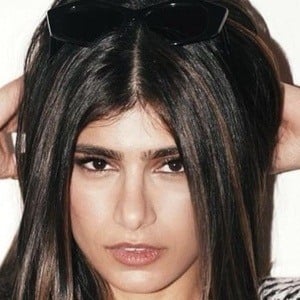 Meenda | Mia Khalifa