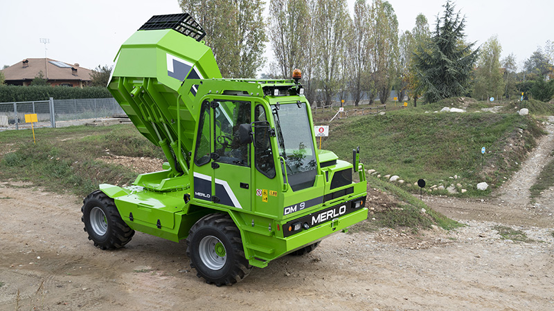 DM, High-performance off-road dumper