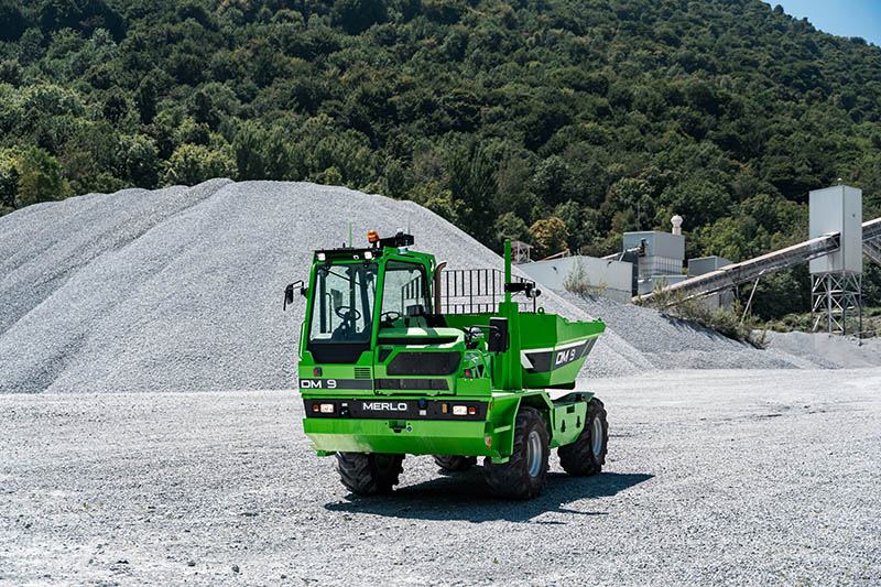 DM, High-performance off-road dumper