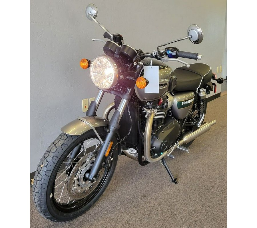 2022 Triumph Bonneville T100 Gold Line Silver Ice / Competition Green ...