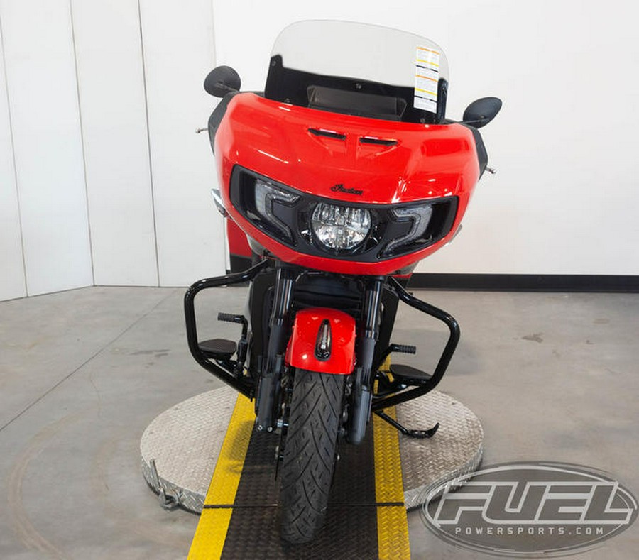 2022 Indian Motorcycle® Challenger® Dark Horse® Indy Red/Black Metallic ...