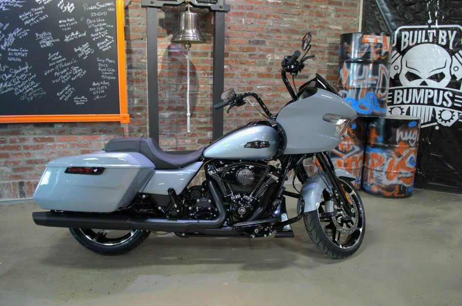 2024 Harley-Davidson Road Glide® Atlas Silver Metallic for sale in ...