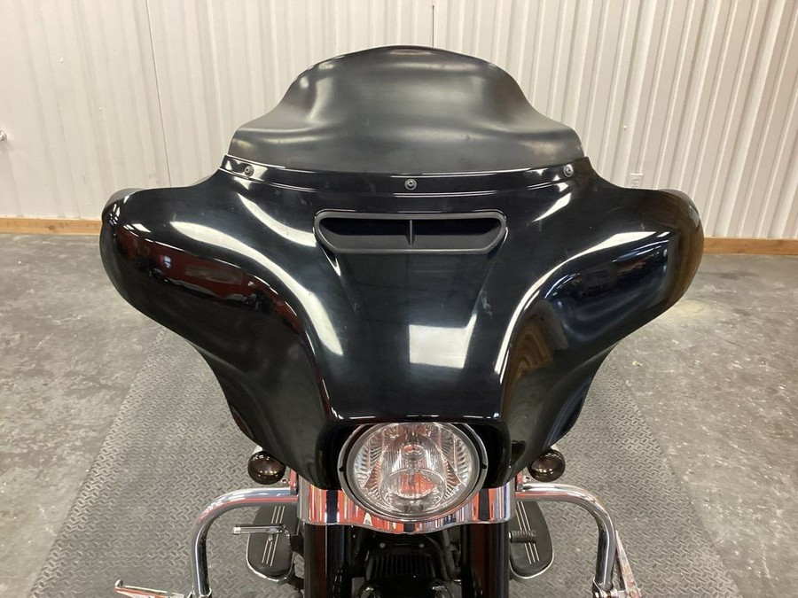 2017 Harley-Davidson Street Glide® Base for sale in Kerrville, TX