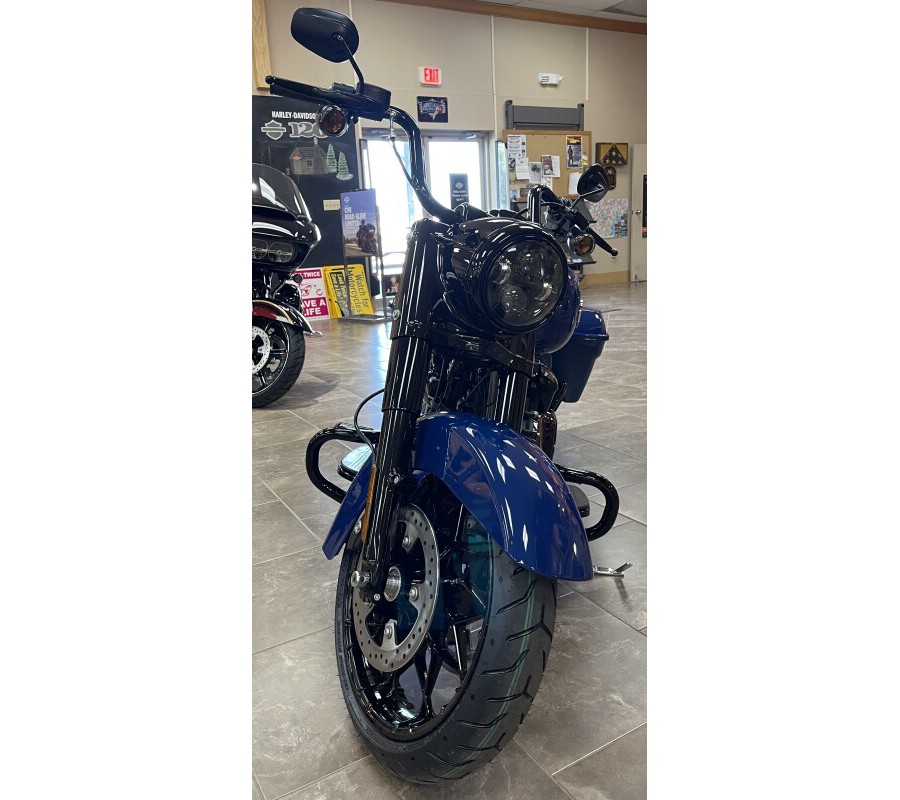 2023 Harley-Davidson Road King Special Bright Billiard Blue – Black ...