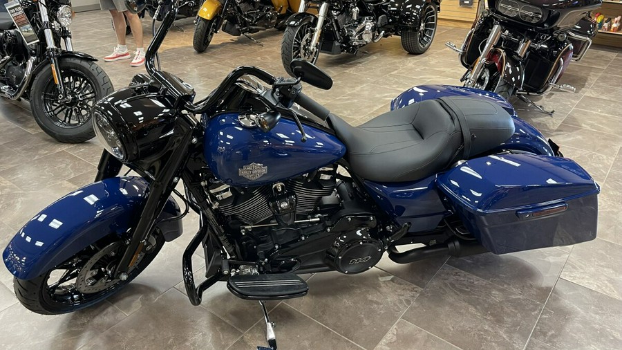 2023 Harley-Davidson Road King Special Bright Billiard Blue – Black ...
