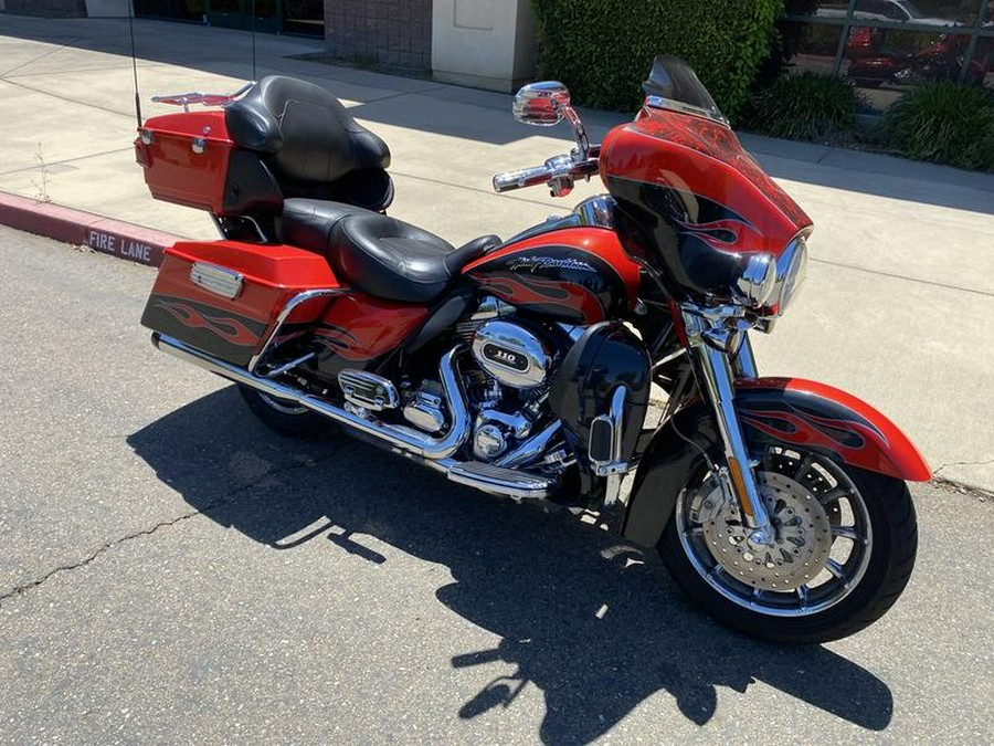 2010 Harley-Davidson® FLHTCUSE5 - CVO™ Ultra Classic® Electra Glide for ...
