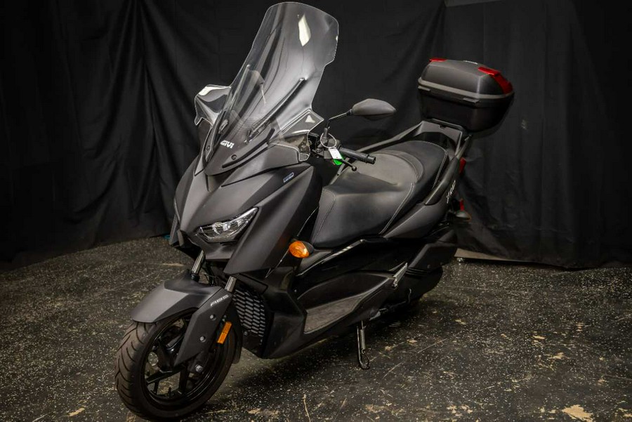 2019 YAMAHA XMAX for sale in Oshkosh, WI