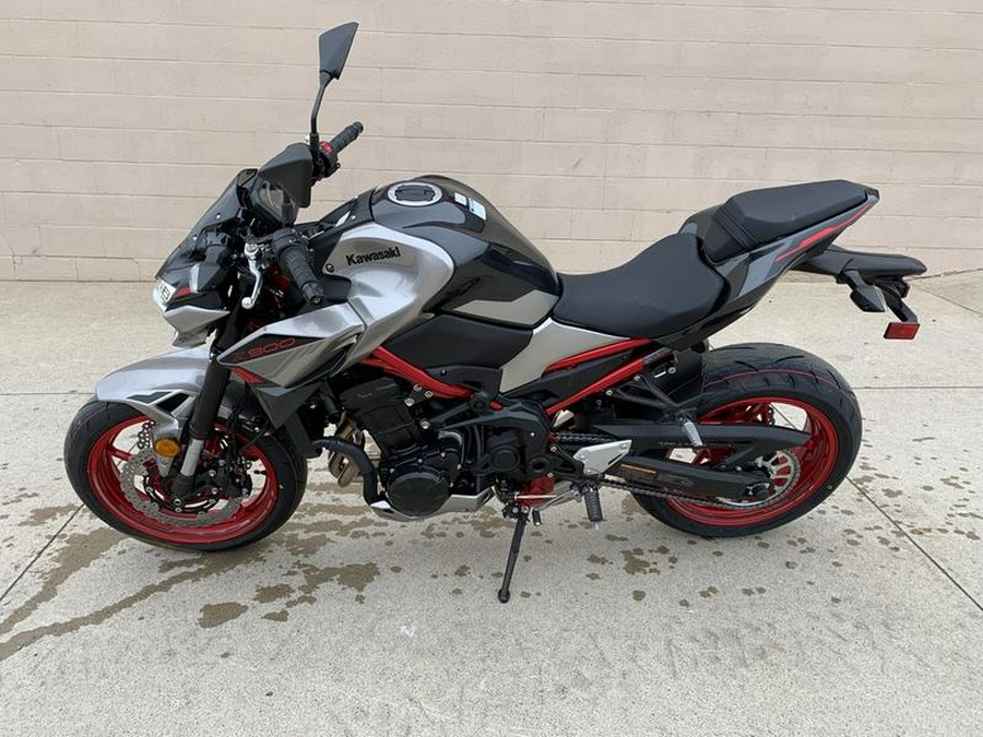 2023 Kawasaki Z900 ABS Metallic Phantom Silver/Metallic Carbon Gray for ...