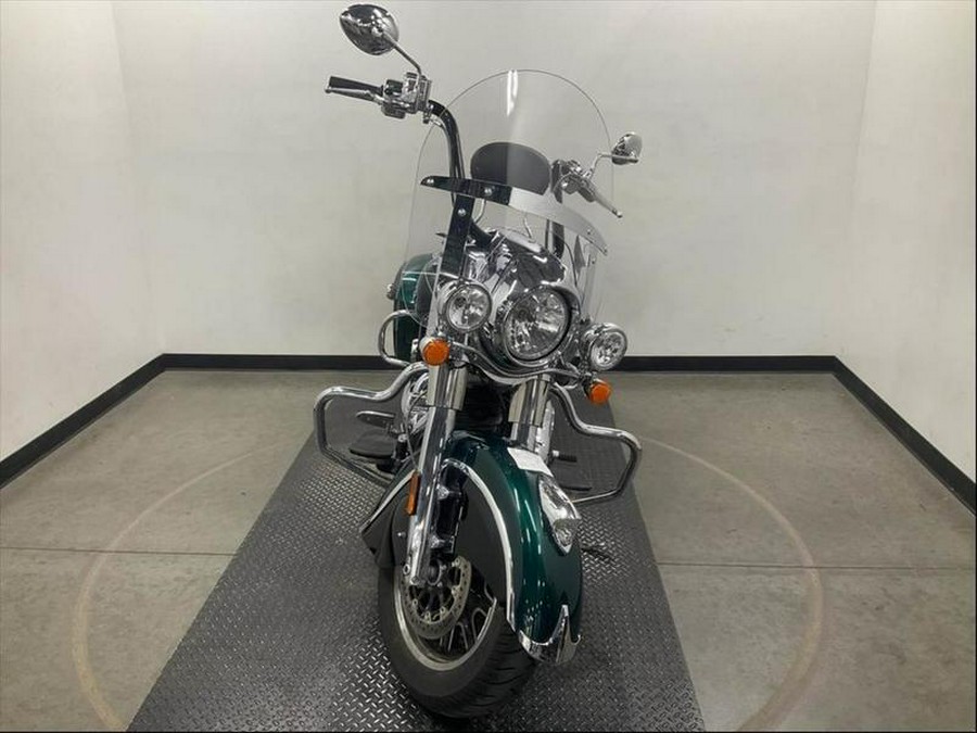 2018 Indian Motorcycle® Springfield® ABS Metallic Jade over Thunder ...