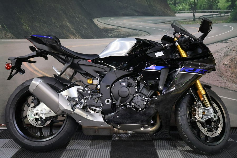 2024 Yamaha YZF-R1M for sale in Chatsworth, CA