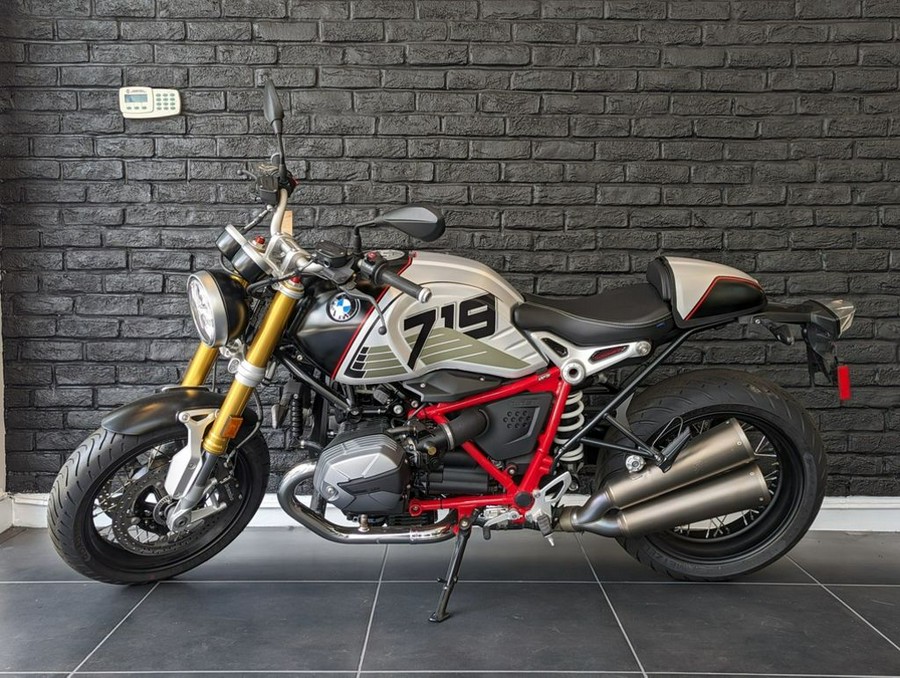 2022 BMW R nineT Pure 719 Black Storm Metallic/Racing Red for sale in ...