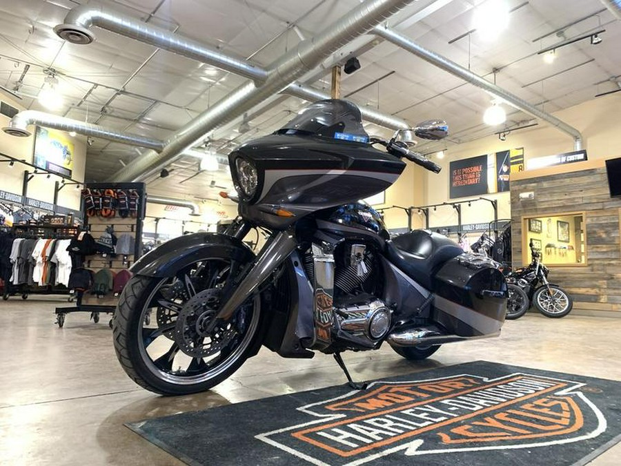 2016 Victory Motorcycles® Magnum® Black Crystal over Super Steel Gray ...