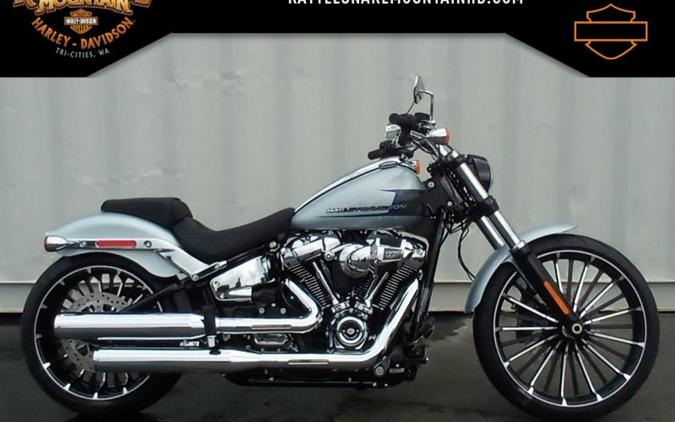 Harley-Davidson Breakout 117 motorcycles for sale - MotoHunt