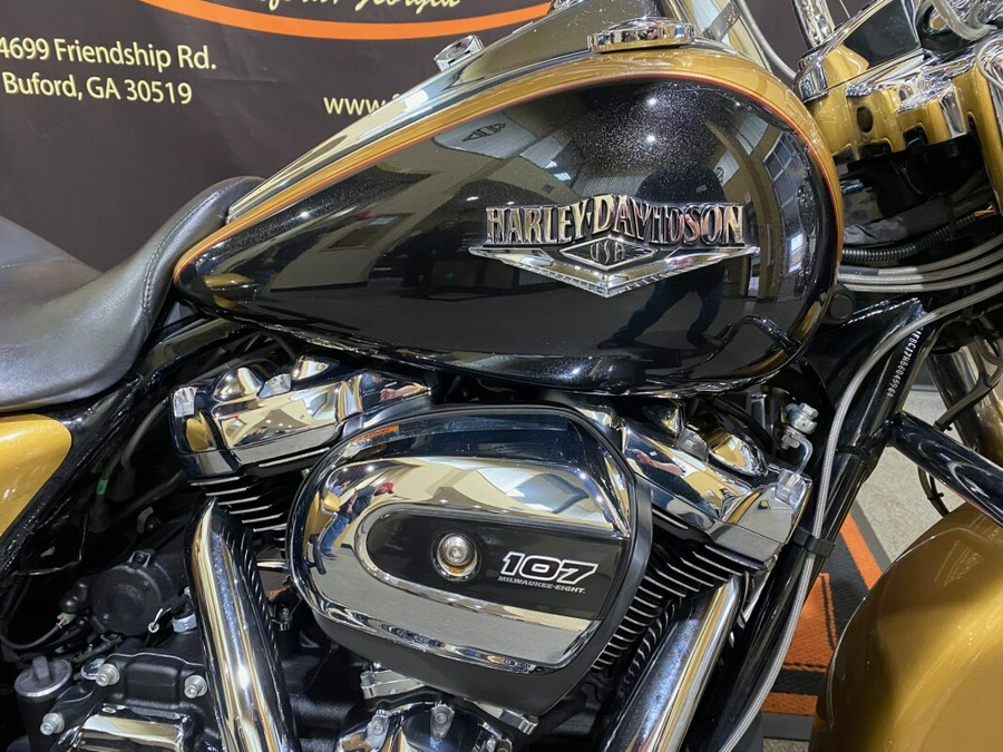 2017 Harley-Davidson Road King Two-Tone Black Hills Gold / Black Hills ...