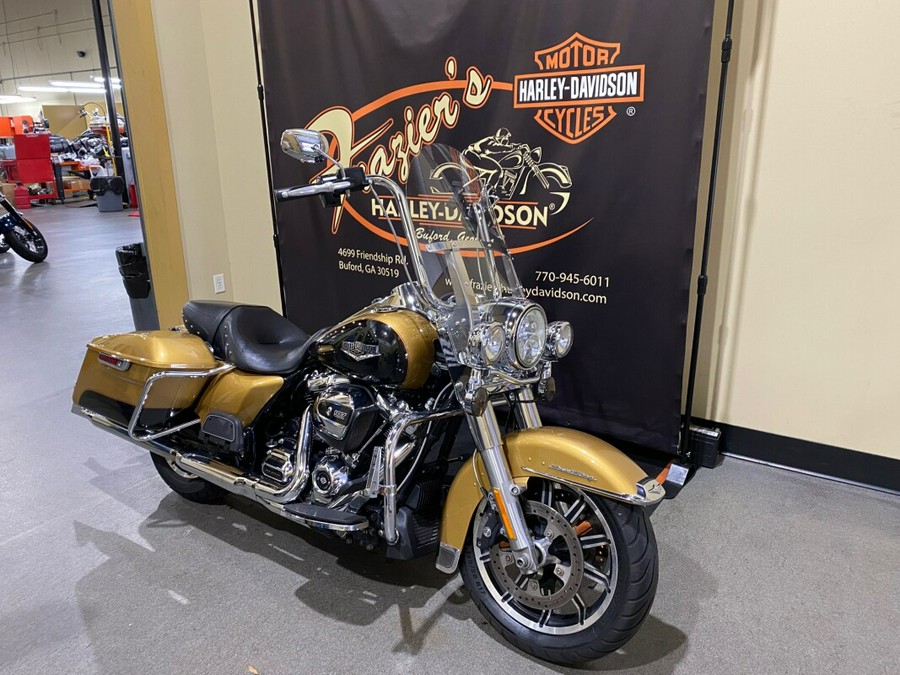 2017 Harley-Davidson Road King Two-Tone Black Hills Gold / Black Hills ...
