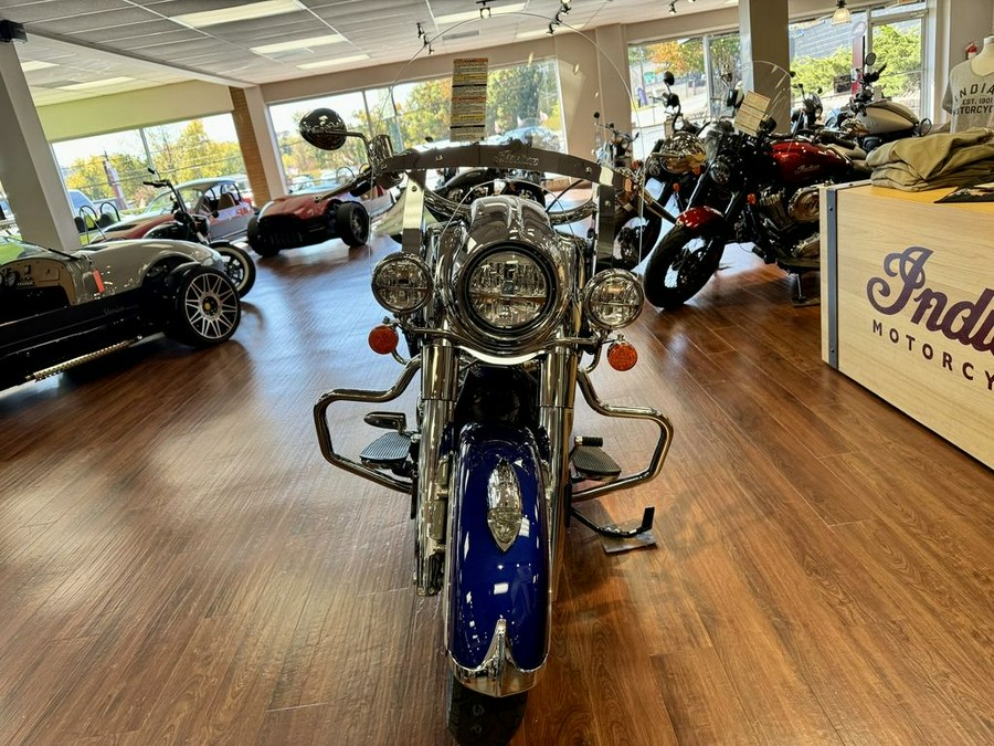 2023 Indian Motorcycle® Springfield® Spirit Blue Metallic / Silver ...