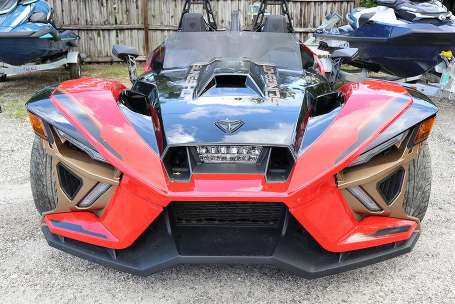 2022 Polaris Slingshot® SLINGSHOT R LE AUTODRIVE, 49ST, CRMSON FRGE ...