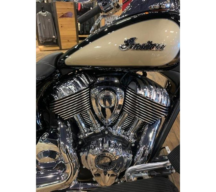 2022 Indian Motorcycle® Springfield® Black Metallic/Dirt Track Tan for ...