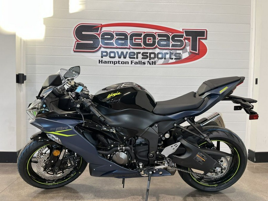 2023 Kawasaki Ninja® ZX™-6R Metallic Matte Twilight Blue/Metallic ...