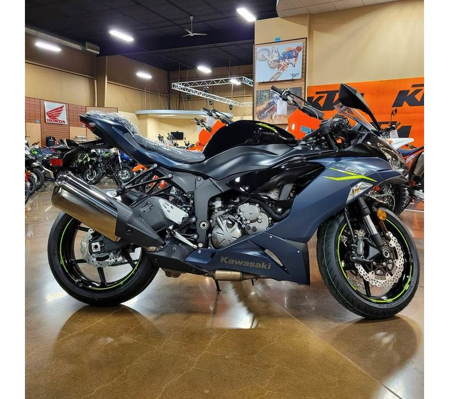 2023 Kawasaki Ninja® ZX™-6R Metallic Matte Twilight Blue/Metallic ...