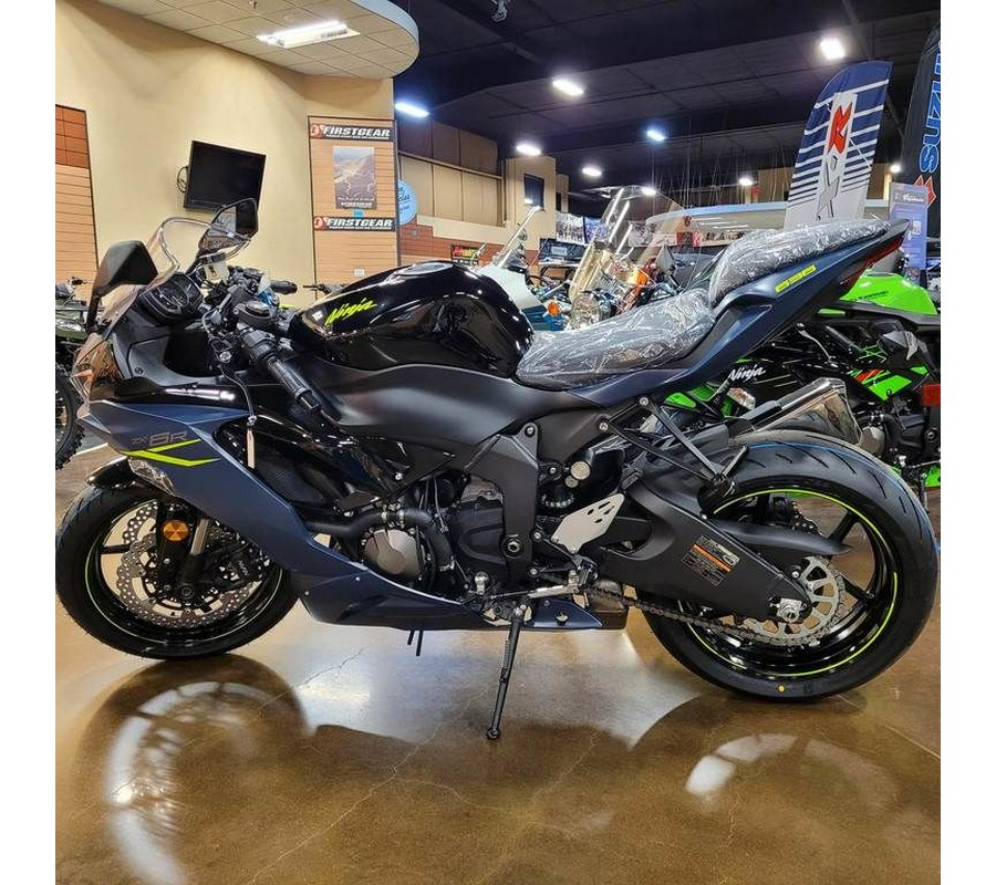 2023 Kawasaki Ninja® ZX™-6R Metallic Matte Twilight Blue/Metallic ...