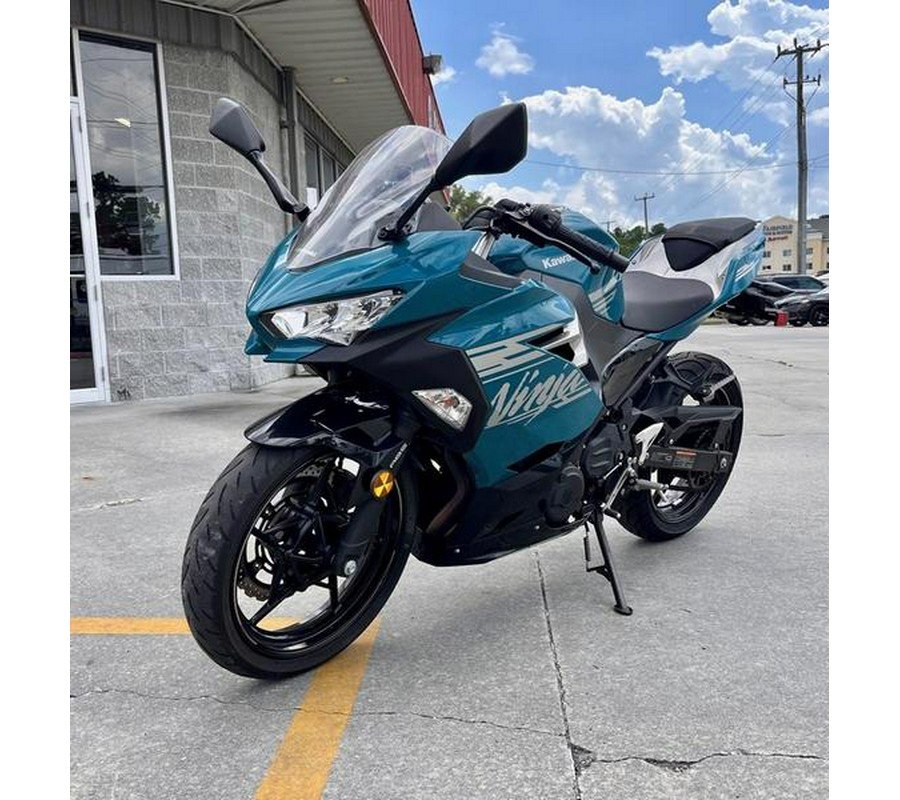2021 Kawasaki Ninja® 400 ABS Pearl Nightshade Teal/Metallic Spark Black ...
