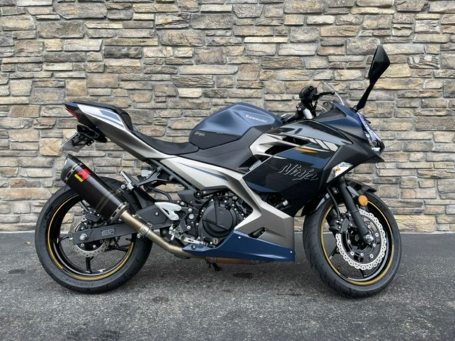2023 Kawasaki Ninja® 400 Metallic Magnetic Dark Gray/Twilight Blue for ...