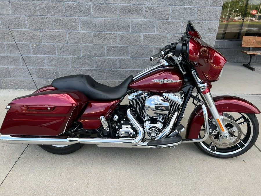 2016 Harley-Davidson Street Glide Special Velocity Red Sunglo for sale ...