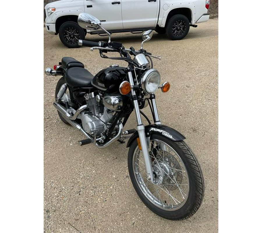 2022 Yamaha V Star 250 for sale in Port Washington, WI