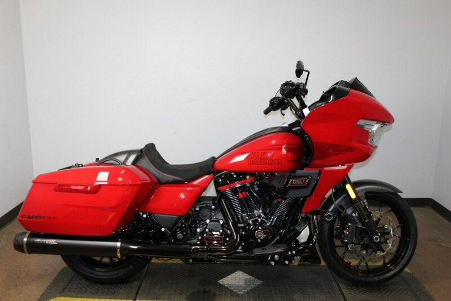 Harley-Davidson CVO™ Road Glide® ST 2025 FLTRXSTSE 84555064 RALLY RED ...