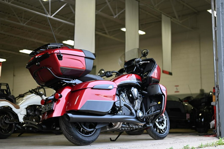 2023 Indian Motorcycle® Pursuit Dark Horse with Premium Package Stryker ...