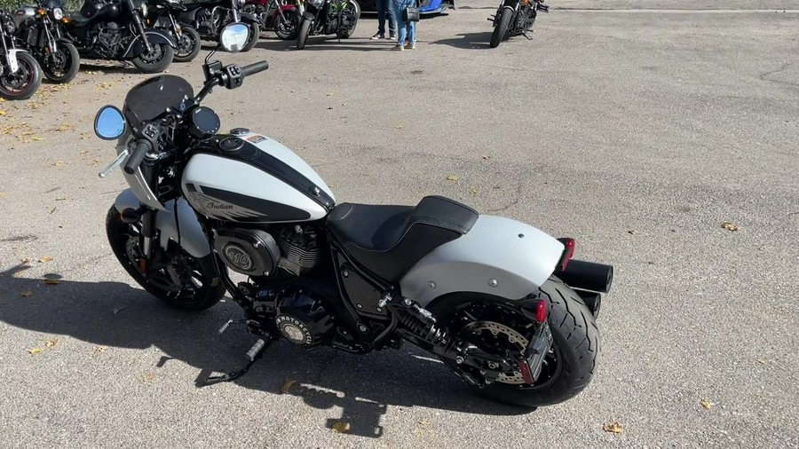 2024 Indian Motorcycle® Sport Chief Ghost White Metallic Smoke for sale ...